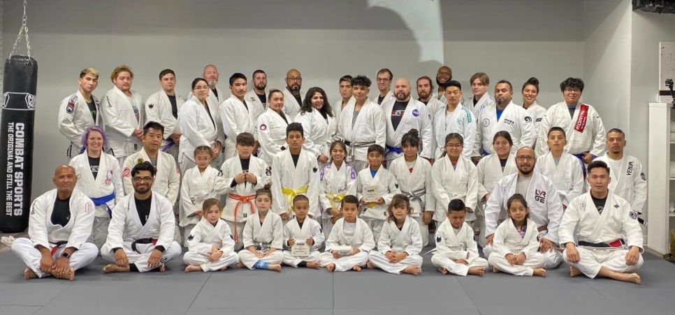 Learn Muay Thai and Brazilian Jiu Jitsu at Leverage Jiu-Jitsu